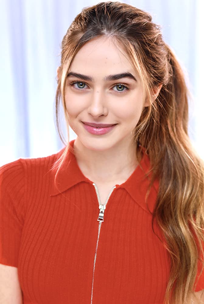 Ashley Puzemis picture