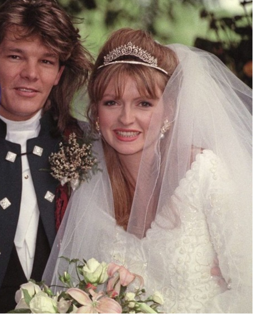 Picture of Caron Keating