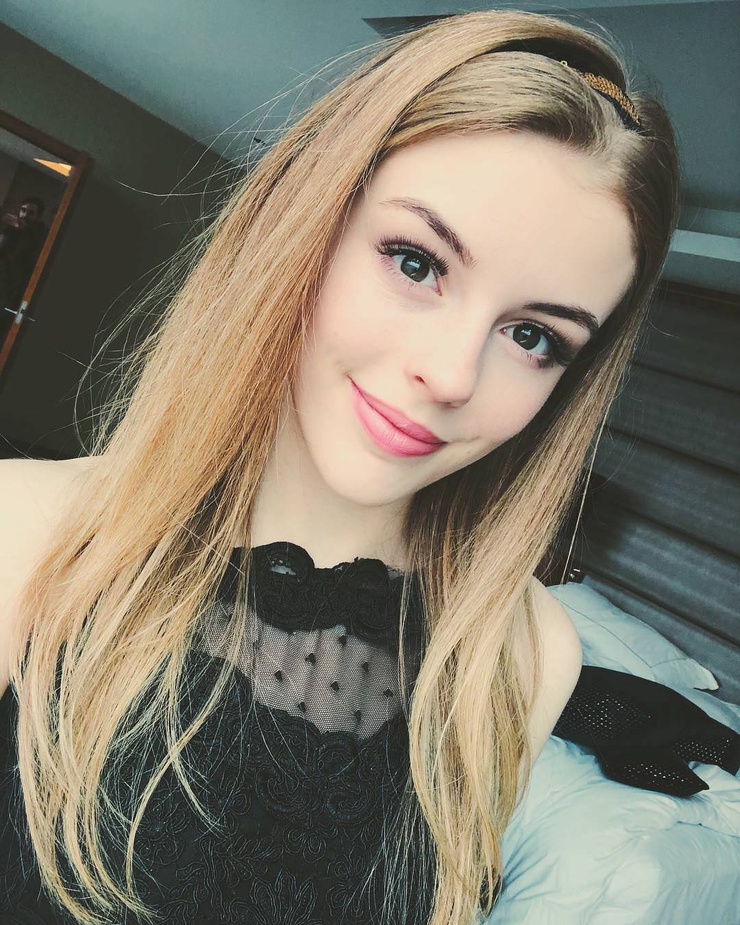 Amelia Gething image