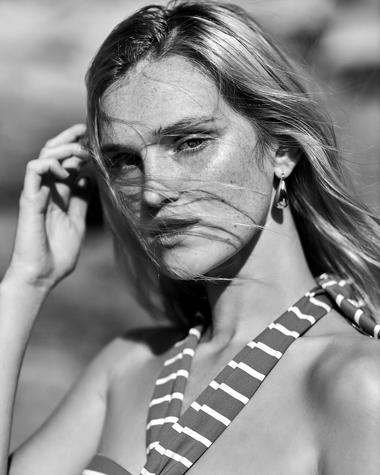 Picture of Alexa Reynen