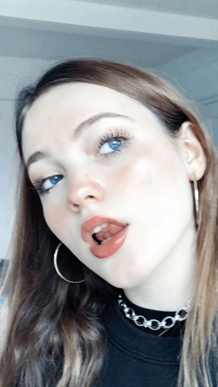 Picture of Aimee Laurence