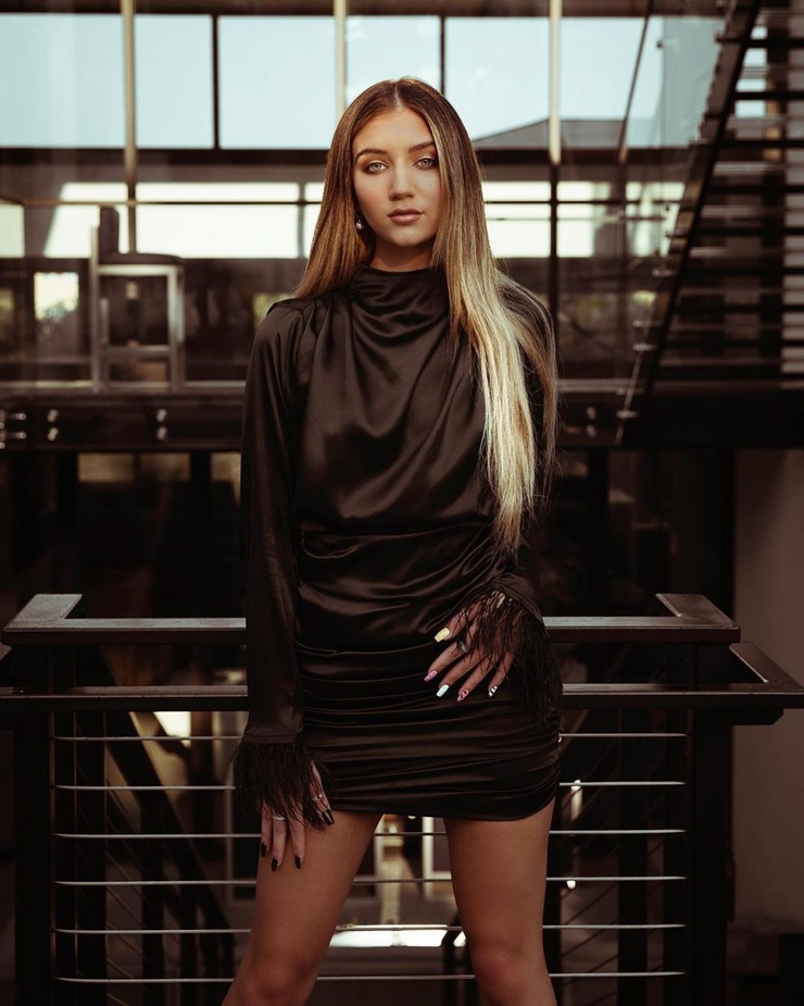 Picture of Madison Lewis