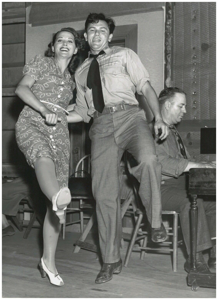 Monica Bannister, John Garfield