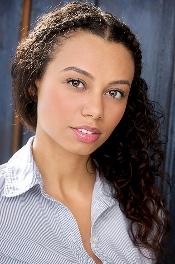 Picture of Heidi Lewandowski