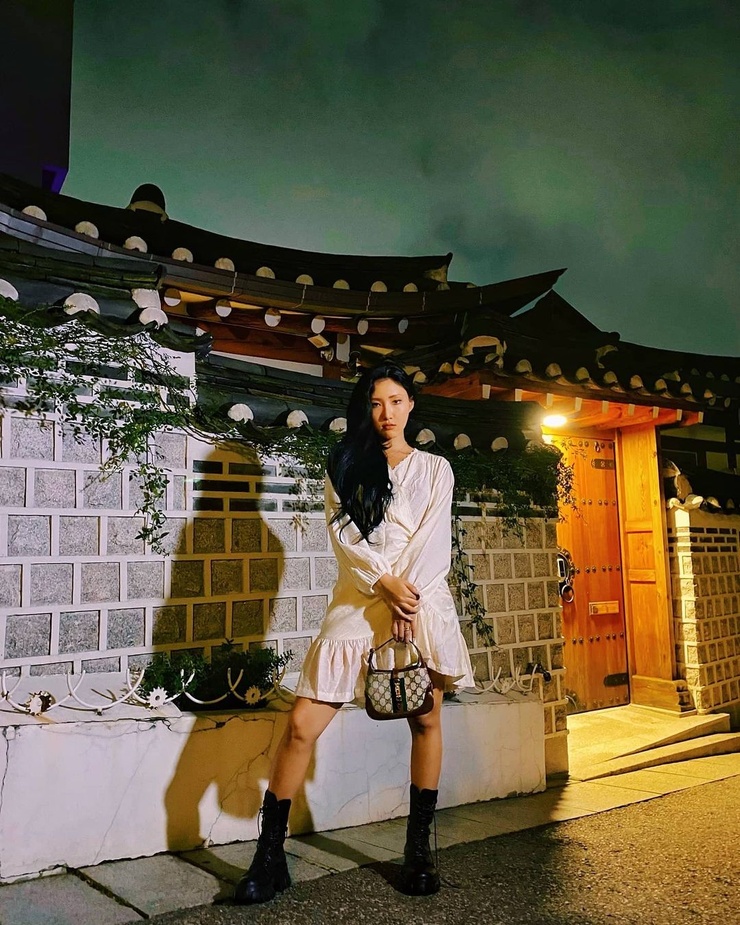 Picture of Hwasa