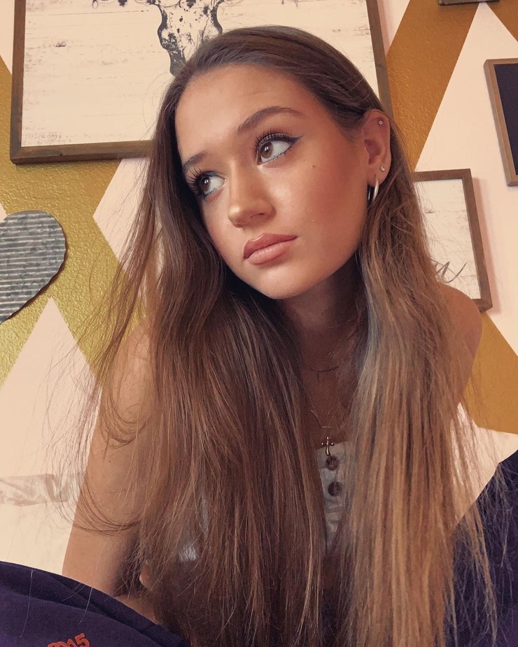 Image of Riley Lewis