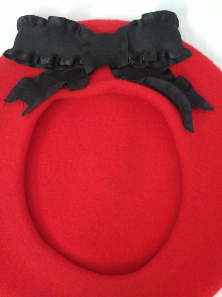 Image of Vintage Red Beret w/ Big Black Bow/80\