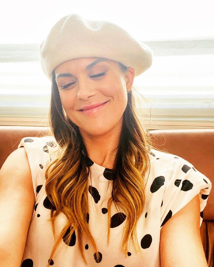 Picture of Lindsey Shaw