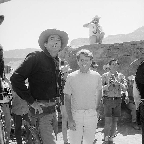 Gregory Peck, Robert F. Kennedy