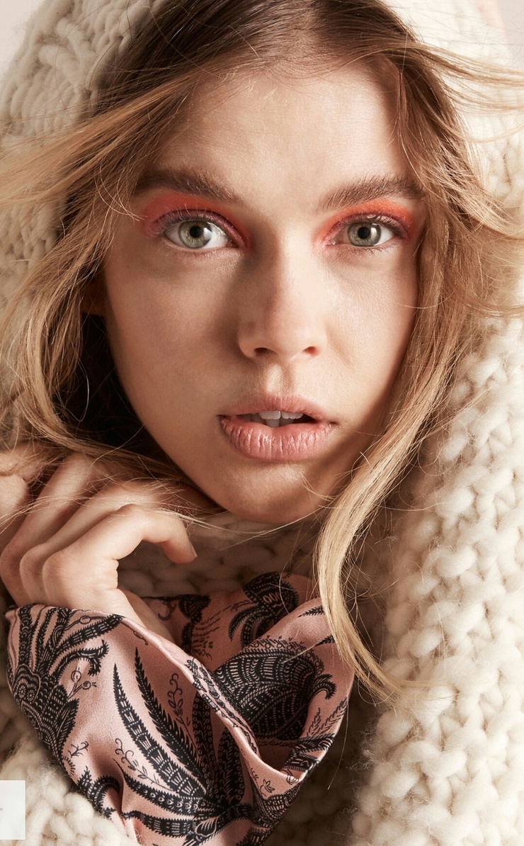 Picture of Victoria Lee