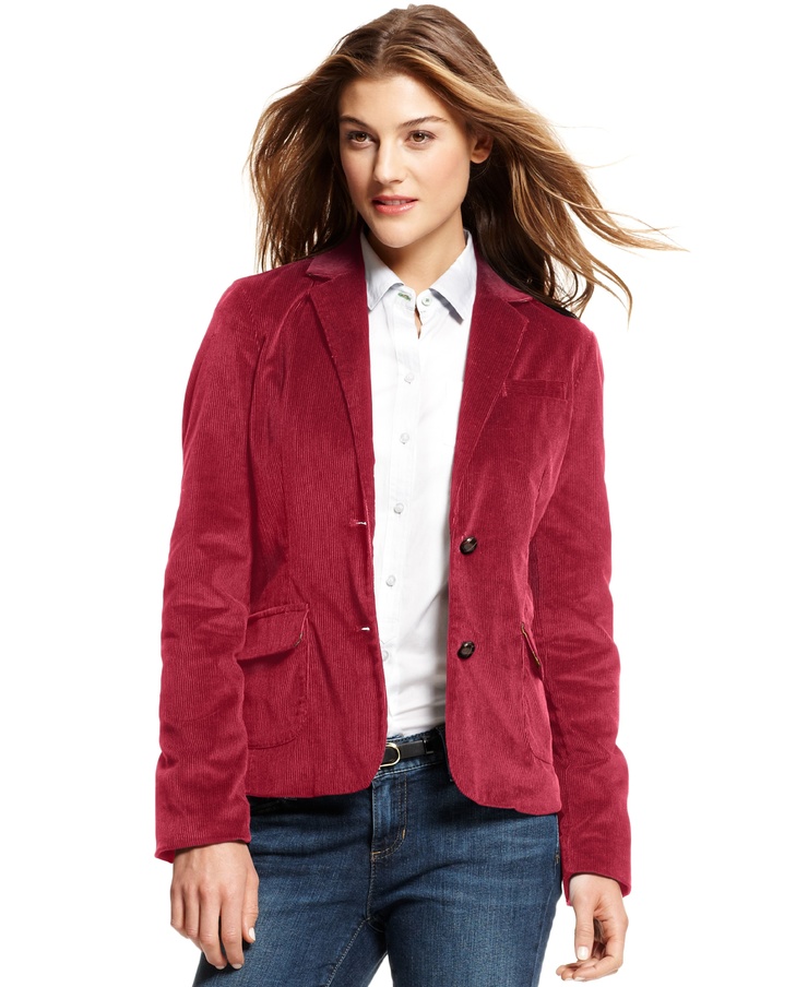 Alexandra Knight image