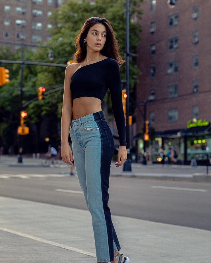 Picture of Emma Smith (model)