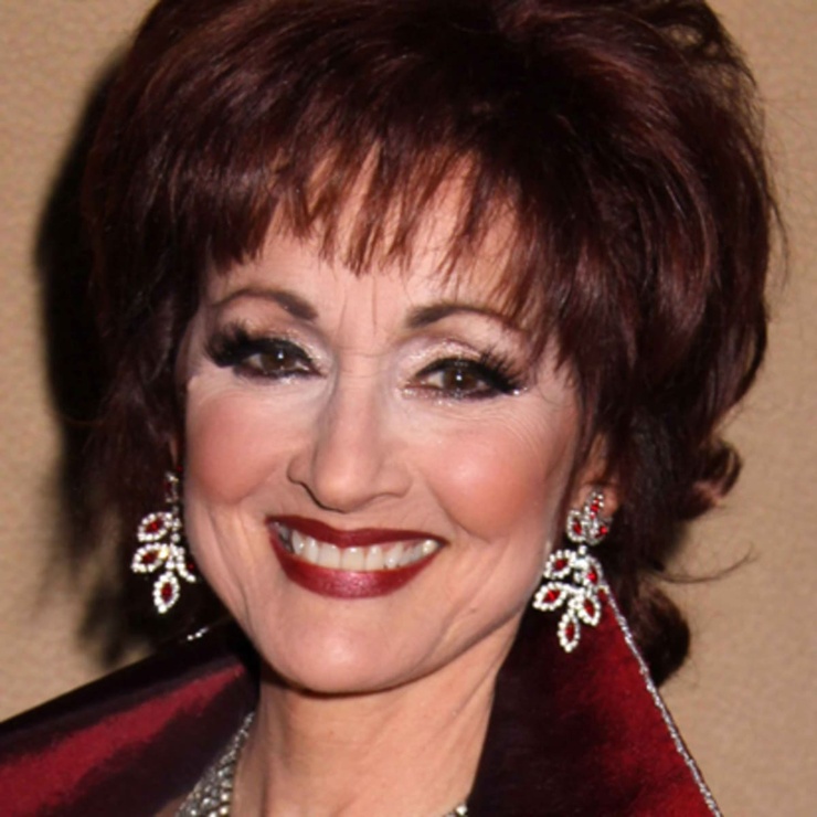 Picture of Robin Strasser