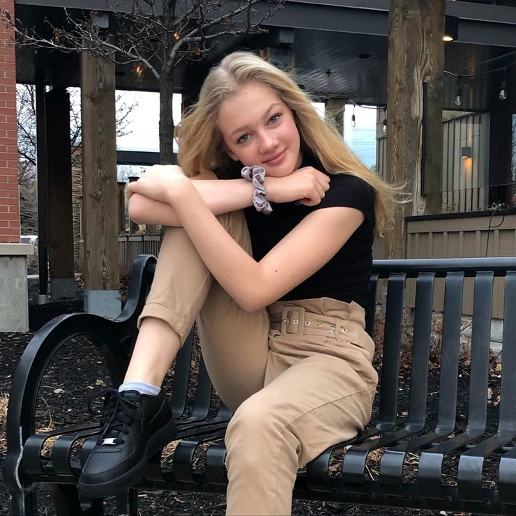 Picture of Sarah Abbott