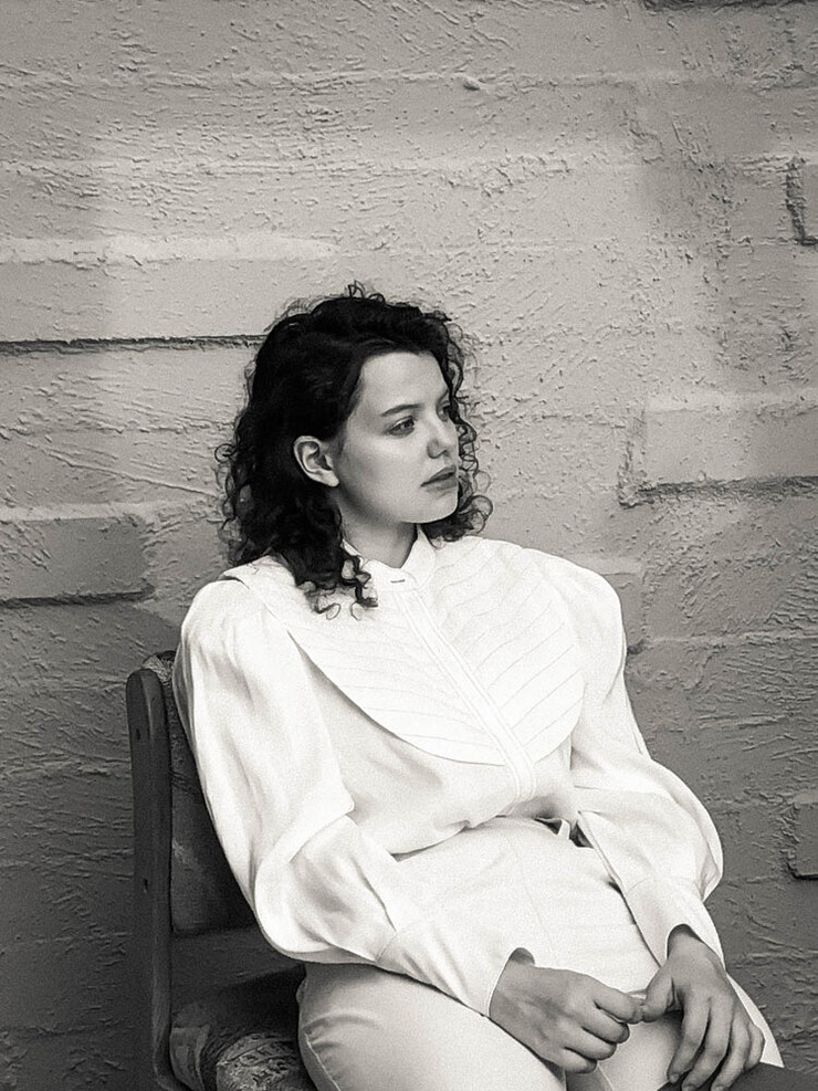 Picture of Chloe Levine