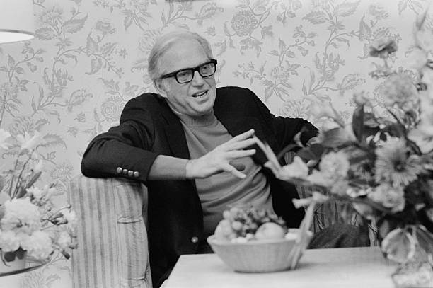 Sidney Sheldon