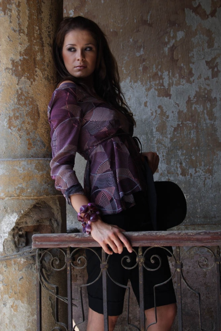 Karolina Goceva image