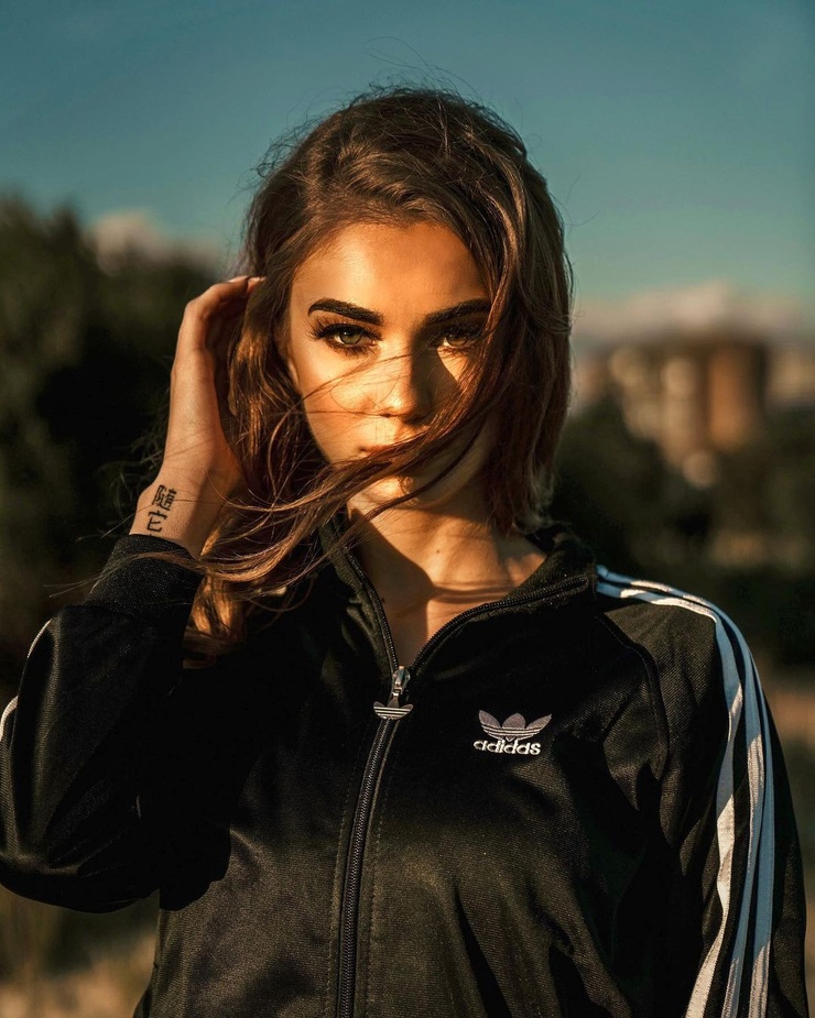 Picture of Sarah Leonard