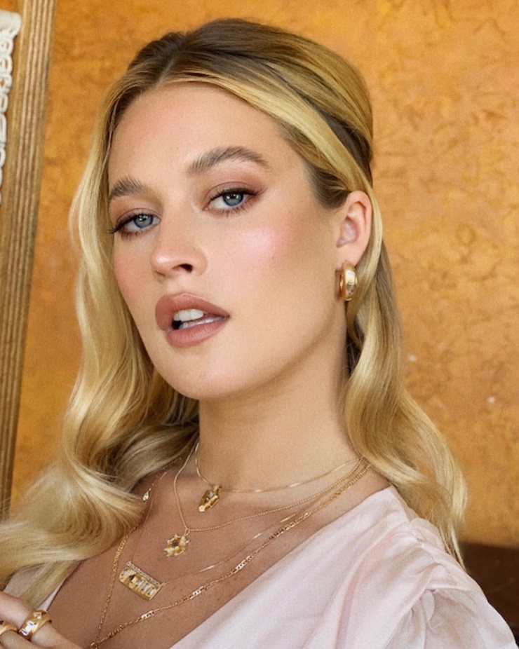 Picture of Hailey Carlson