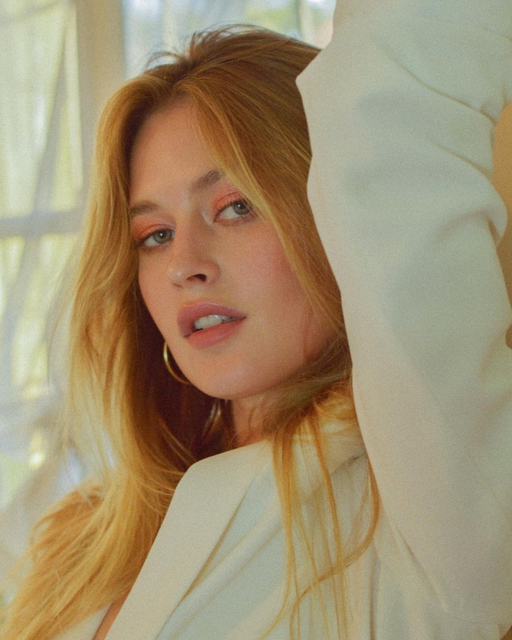 Hailey Carlson image