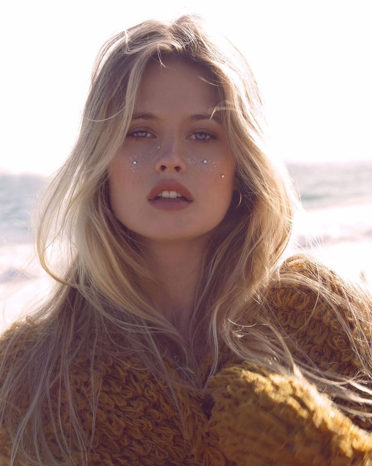 Image of Hailey Carlson