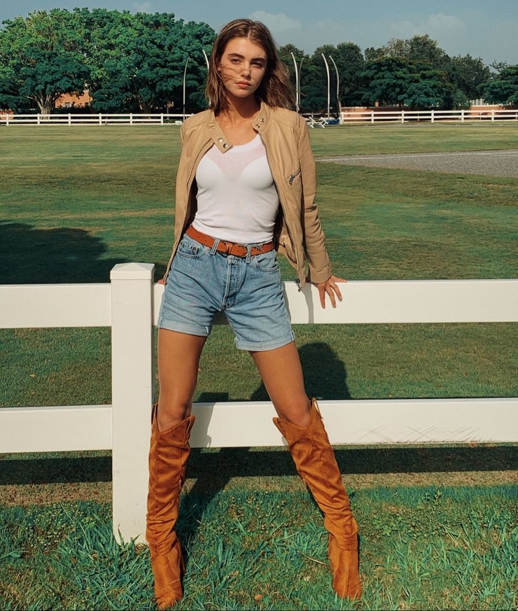 Picture of Sarah Abshire