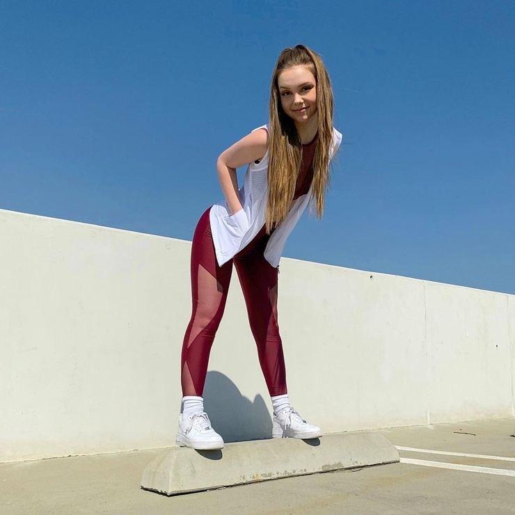 Picture of Savannah May