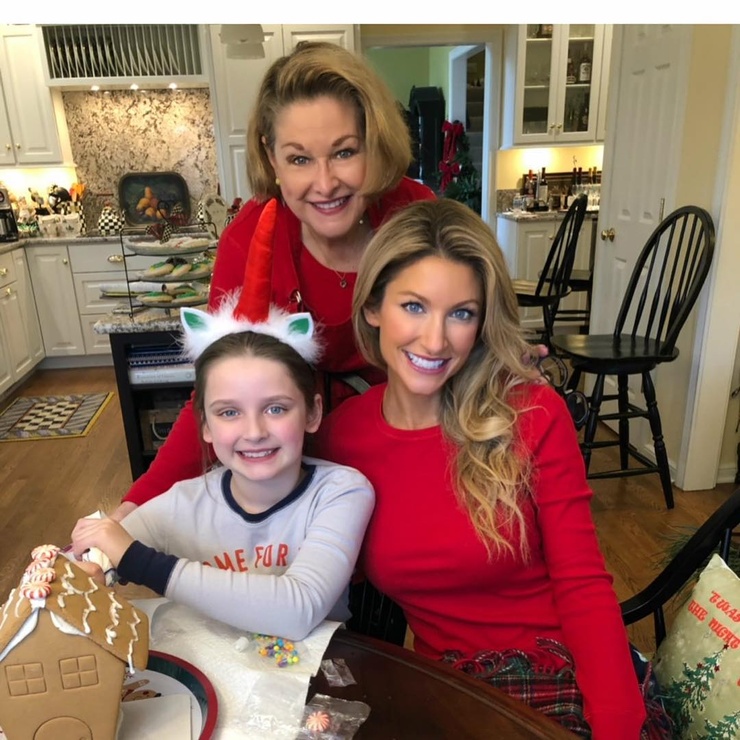 McKinzie Roth picture