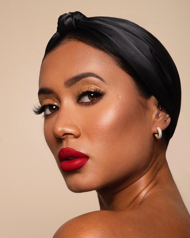 Picture of Kaz Crossley