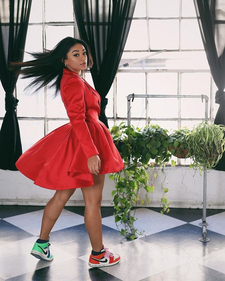 Image of Jasmine Brown