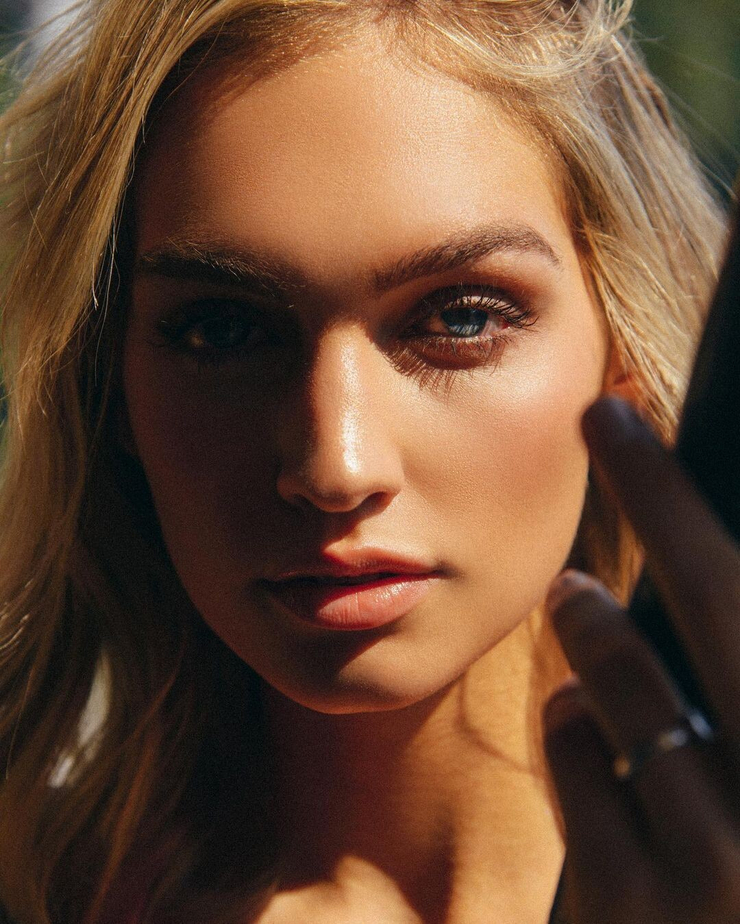 Barrett Taylor Sharpe picture