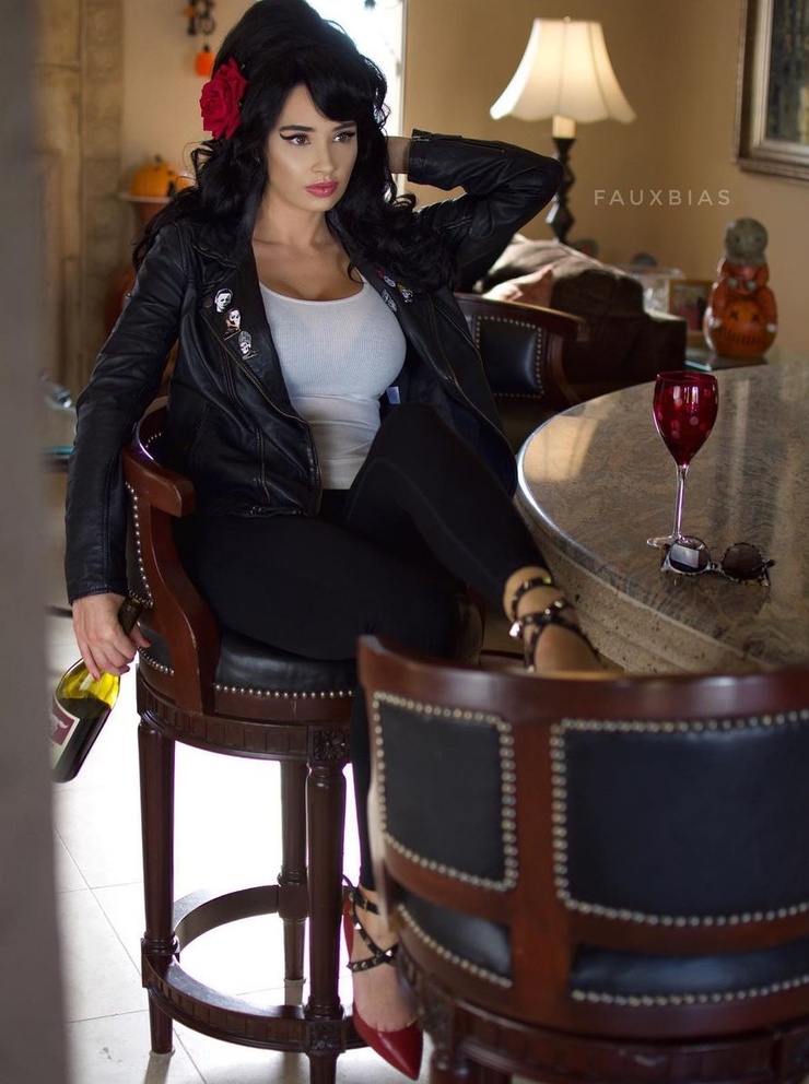 Picture of Paris Dylan