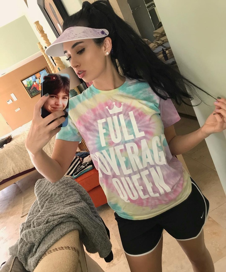 Picture of Paris Dylan