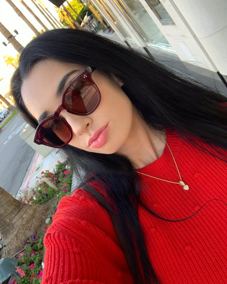 Picture of Paris Dylan