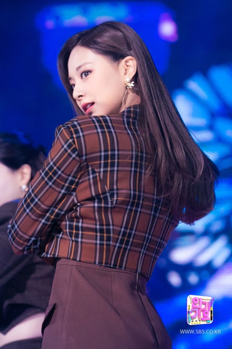 Picture of Chou Tzu-yu (Tzuyu)