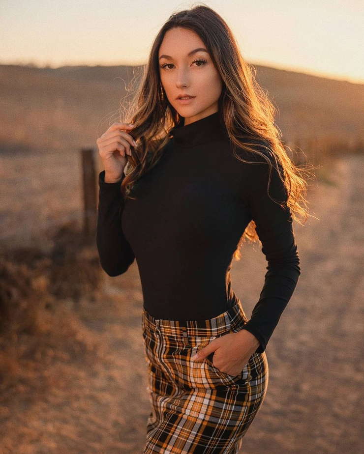 Picture Of Cailey Lonnie