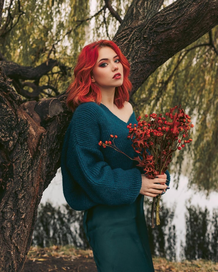 Picture of Elizabeth Renard