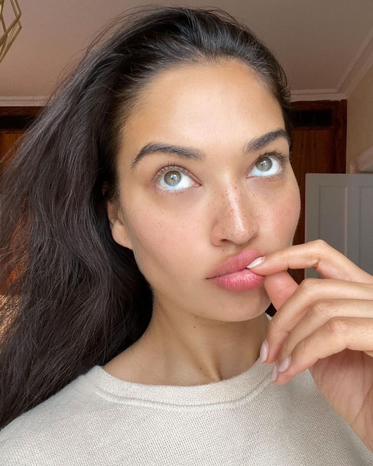 Image of Shanina Shaik