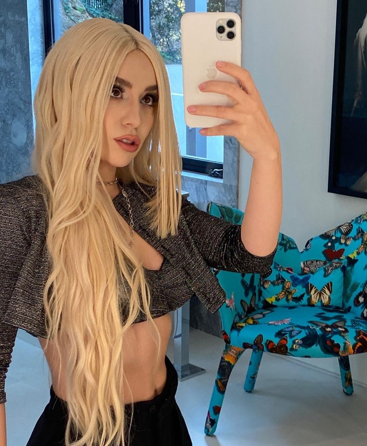 Picture of Ava Max
