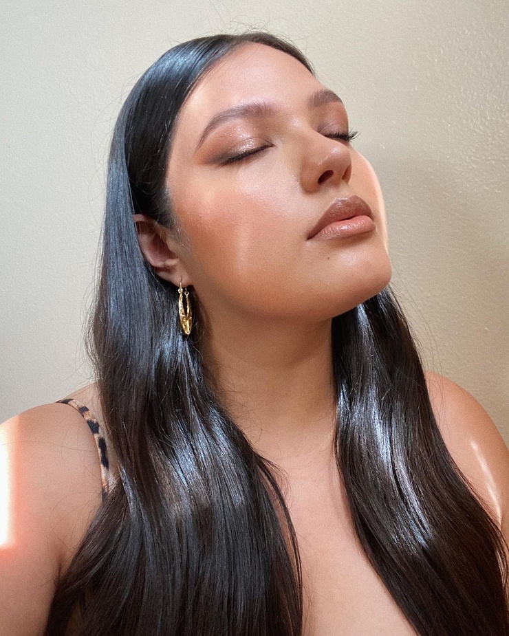 Picture of Vanessa Romo