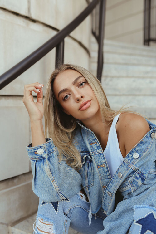 Lindsay Solmer image