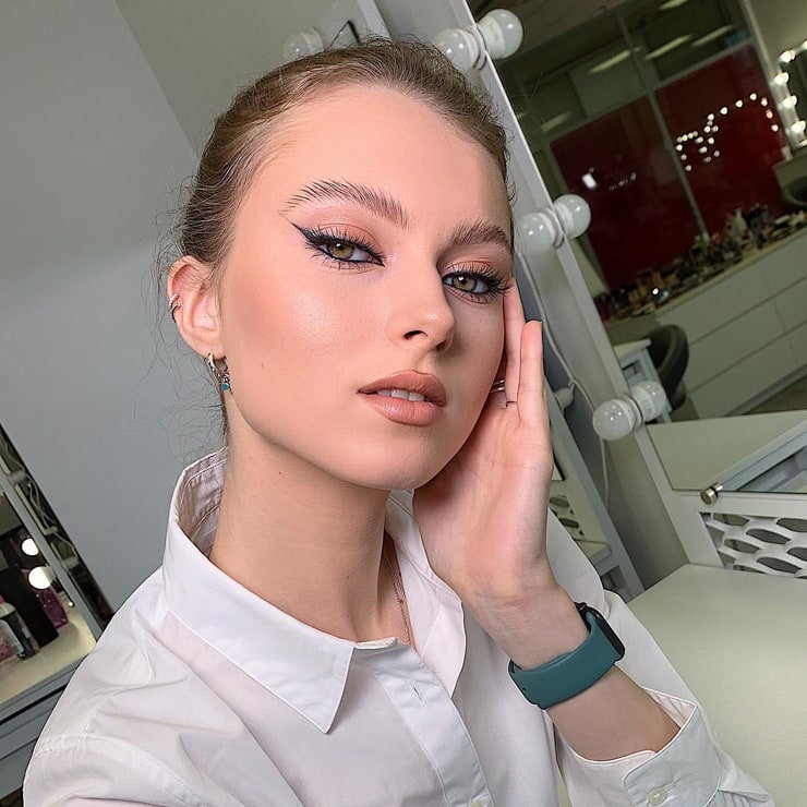 Picture of Elina Nikitina