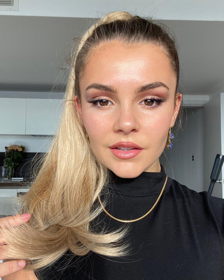 Picture of Kate Taylor