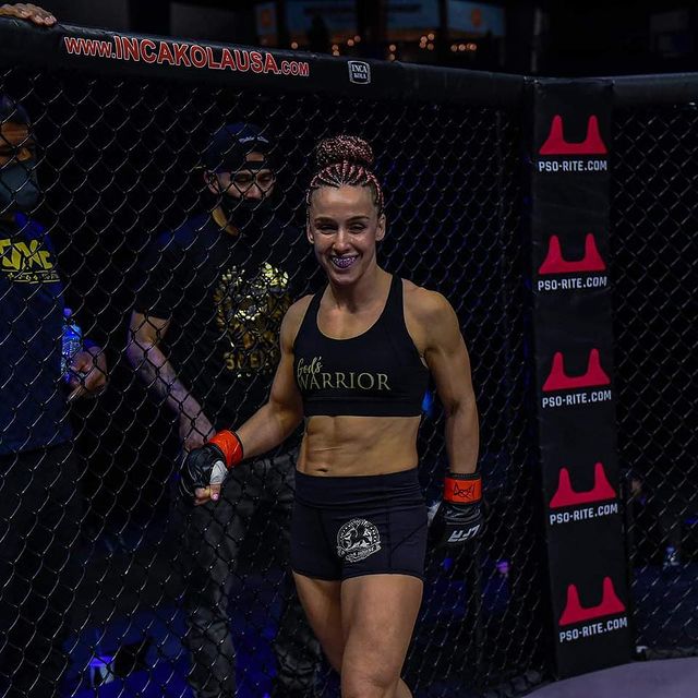 Vanessa Demopoulos picture