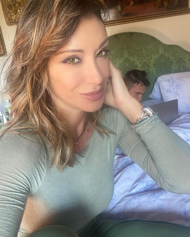 Sabrina Salerno picture