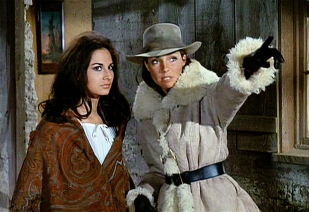 Susana Dosamantes, Jennifer O'Neill
