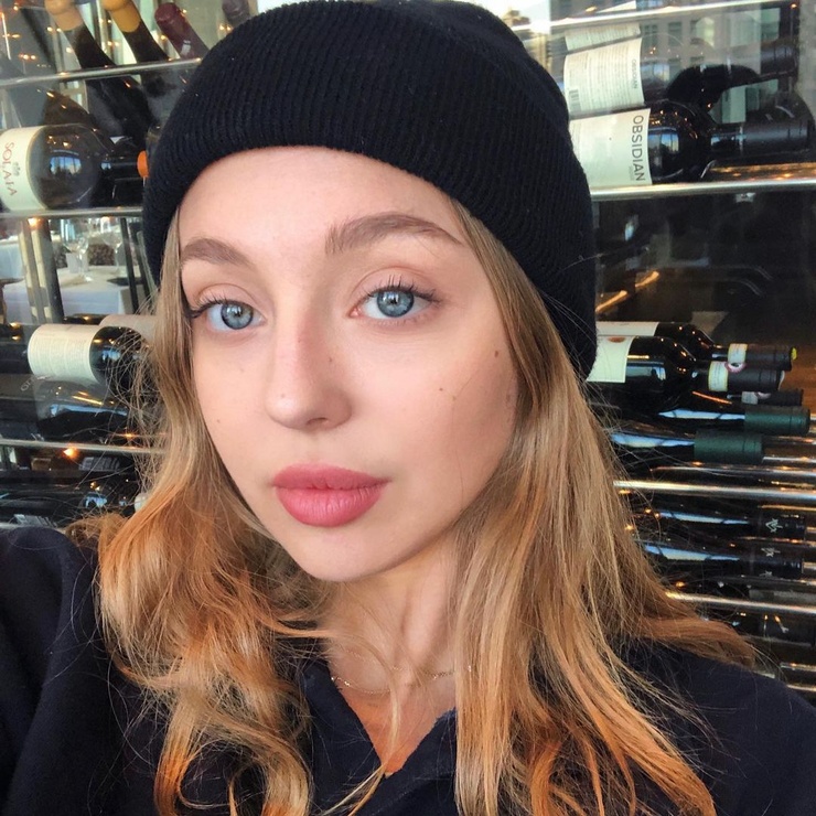 Lily Rosenthal image