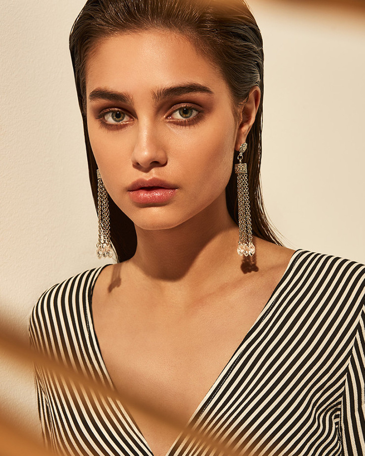 Image of ANA ROSSOLOVICH