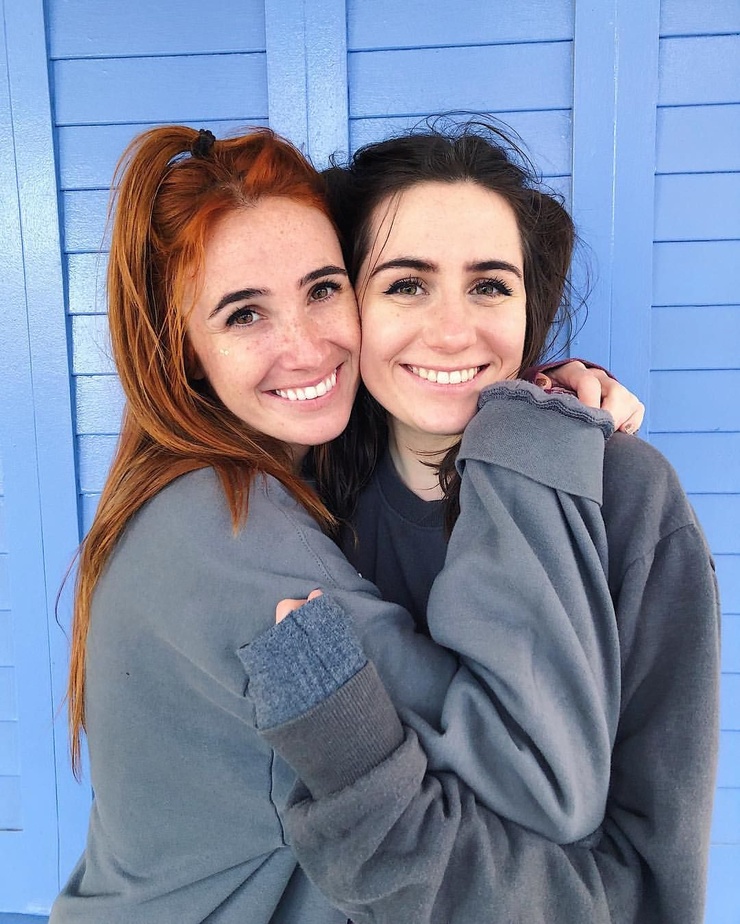 Picture of Dodie Clark