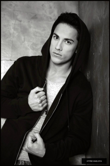 Picture of Michael Trevino